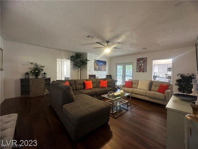 2125 Elm Ave, Las Vegas, NV 89101
