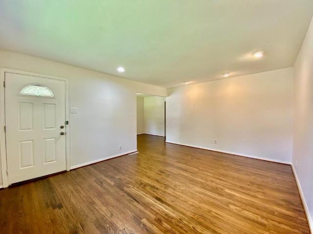 2125 Forest Oaks Drive