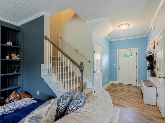 2125 Grove Landing Way