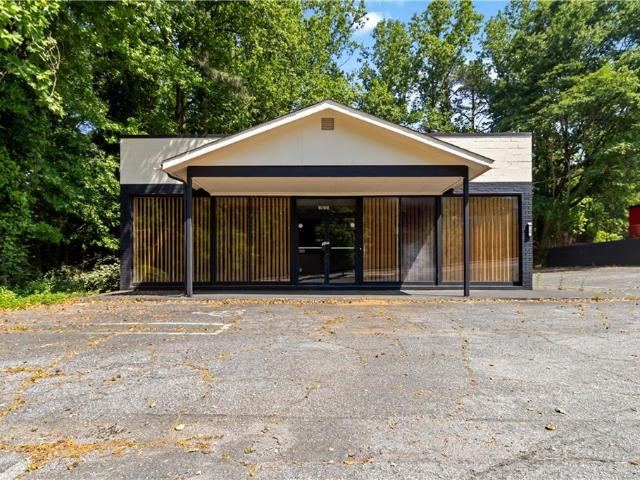 2125 Headland Dr, Atlanta, GA 30344 | MLS #7756 | Compass