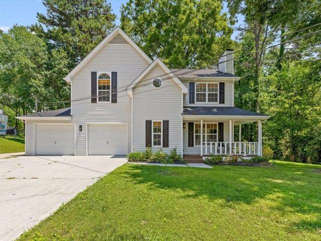 2125 Port Royal Dr, Soddy Daisy, TN 37379