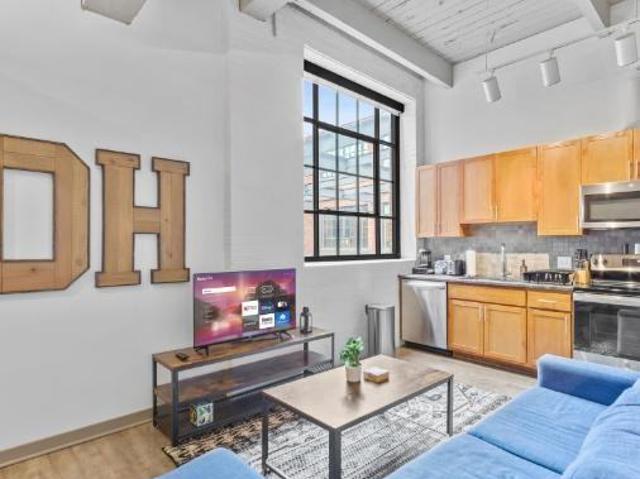 2125 Superior Avenue 1 Bedroom Apartment for Rent at 2125 Superior Ave, Cleveland, OH 44114 Downtown Cleveland