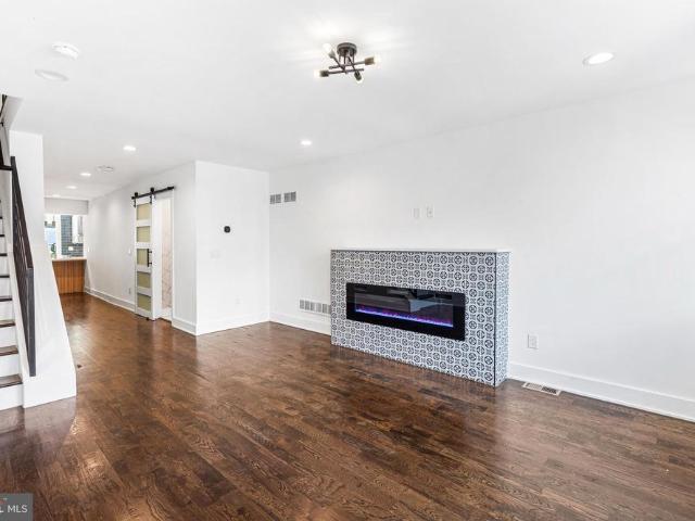 2125 S 9Th Street