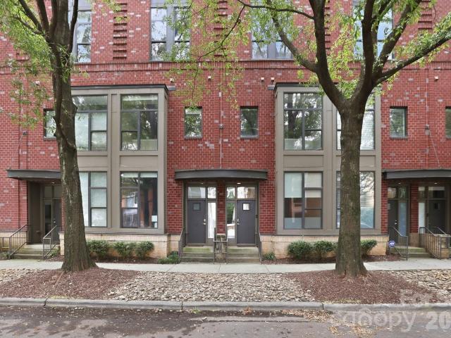 2125 Southend Drive # 106