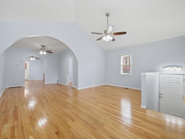 2125 W 18th Pl, Unit 5, Chicago, IL 60608 | MLS #12604 | Compass