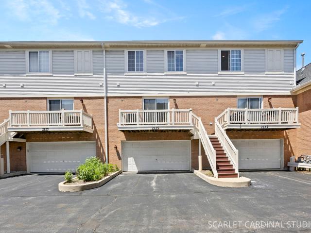 2125 W Concord Lane