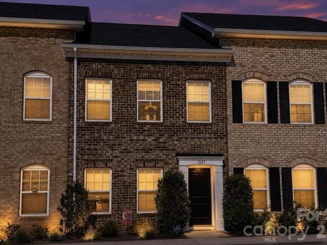 2125 24th Street Ln SE, Hickory, NC 28602