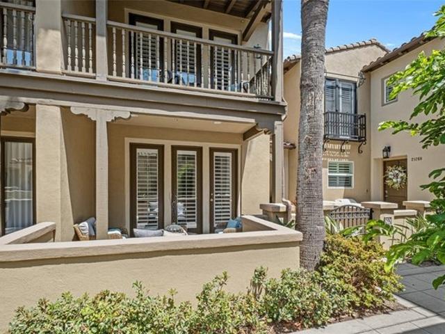 21265 Baeza Cir, Huntington Beach, CA 92648