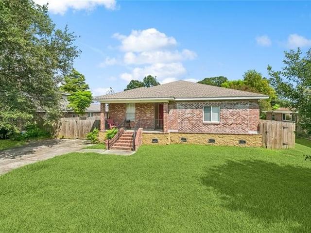 2126 General Collins Ave, New Orleans, LA 70114