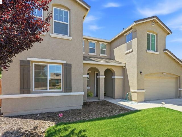 2126 Grapevine Dr