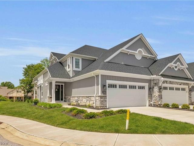 2126 Heritage Ln, Westlake, OH 44145