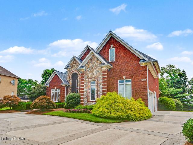 2126 Highland Springs Pl