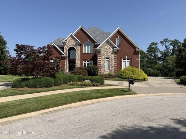 2126 Highland Springs Pl, Louisville, KY 40245