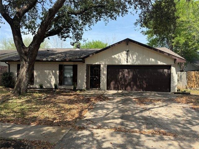 2126 Quail Valley East Dr, Missouri City, TX 77459