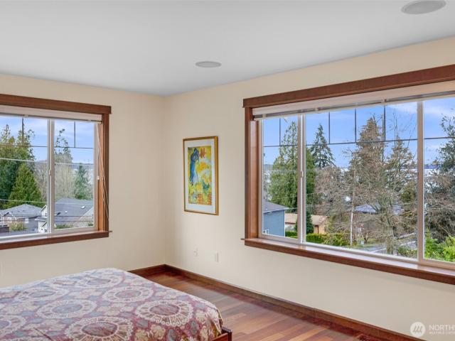 2126 W Mukilteo Blvd, Everett, WA 98203 | MLS #2548