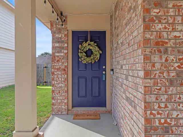 2126 Wiltshire Dr, New Braunfels, TX 78130