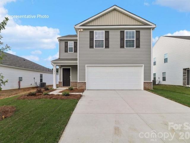 2126 10th St SE, Hickory, NC 28602