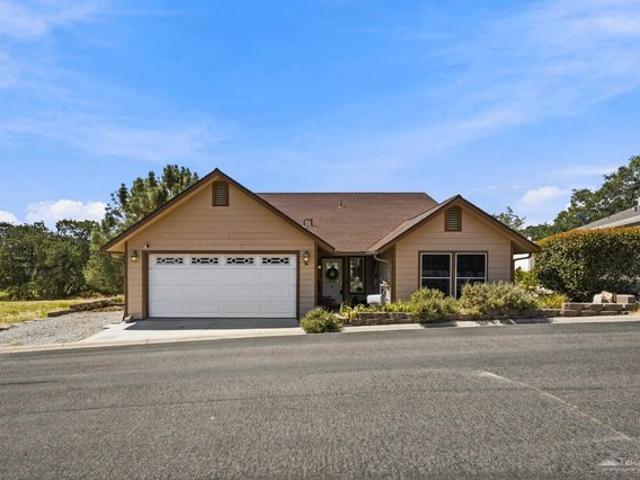 21276 White Pine Dr Spc 96, Tehachapi, CA 93561