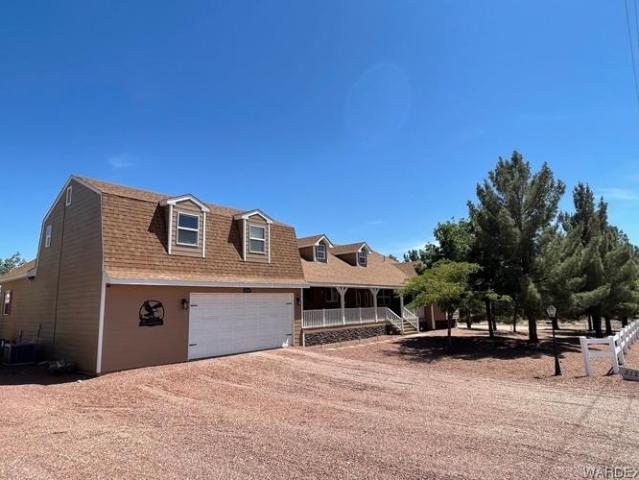 21278 N Palm Desert Dr, White Hills, AZ 86445
