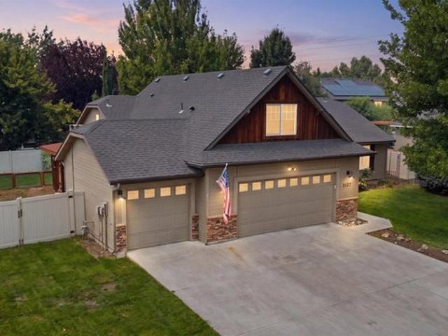 2127 N Maroon Ave, Kuna, ID 83634