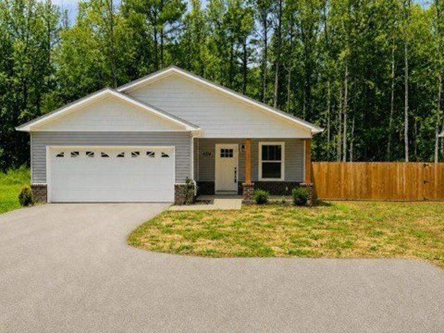 2127 N Royal St, Jackson, TN 38305