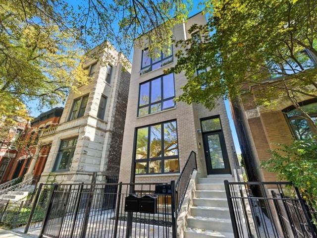 2127 N Racine Ave Unit 2, Chicago, IL 60614