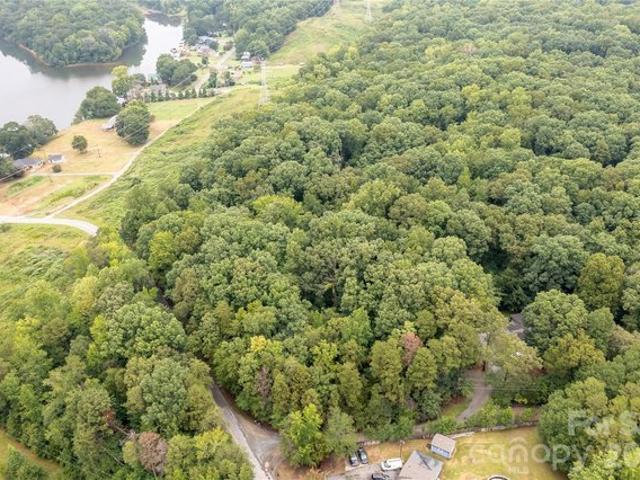 2127 Newhart Rd, Charlotte, NC 28214