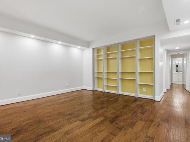 2127 California St NW, Unit 102, Washington, DC 20008 | MLS #DCDC2245 | Compass