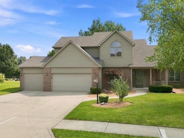 2127 Caravelle Dr, Fort Wayne, IN 46814