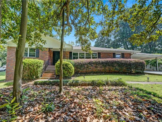 2127 Desmond Drive