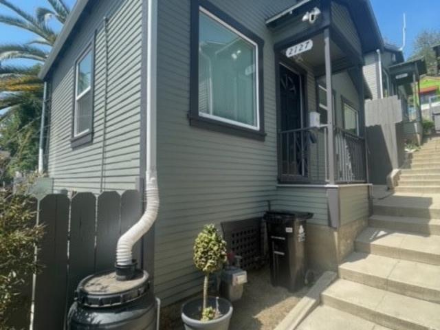 2127 Glendale Blvd, Silver Lake, CA 90039 | MLS #GD26060 | Compass
