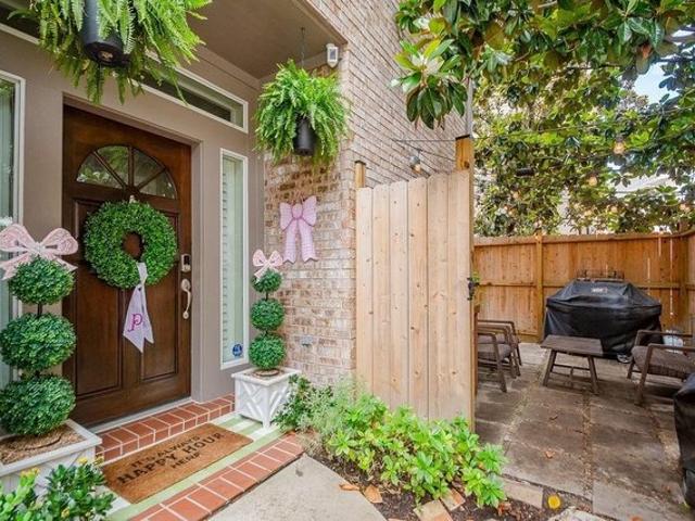 2127 Stacy Gln, Houston, TX 77008