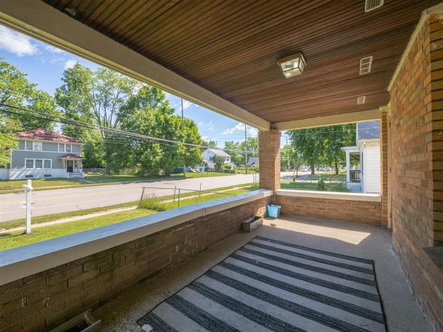 2127 W Main Street