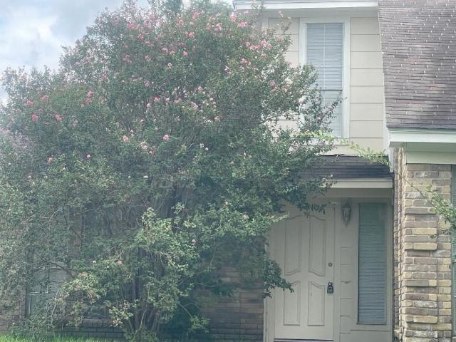 2127 Woodland Springs St, Houston, TX 77077 | MLS #30766 | Compass