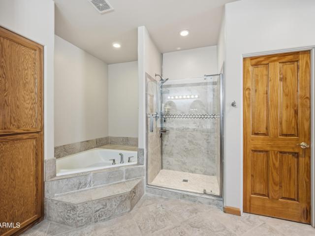 21280 W Vista Royale Dr, Wickenburg, AZ 85390 | MLS #6979 | Compass