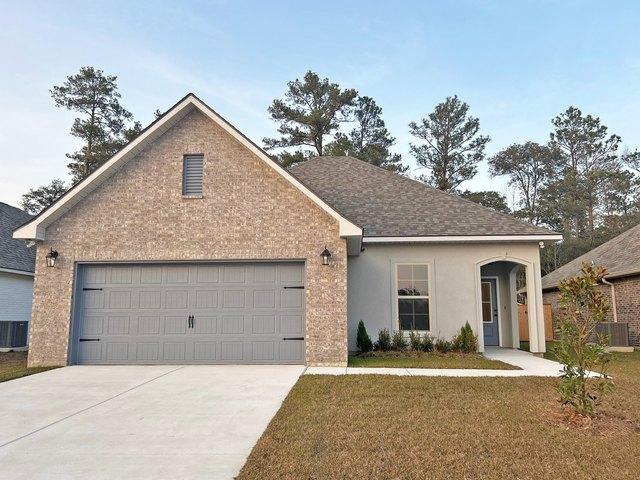 21285 Shadow Bend Dr, Covington, LA 70435