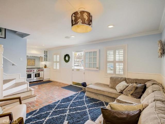 2128 Miramar Drive