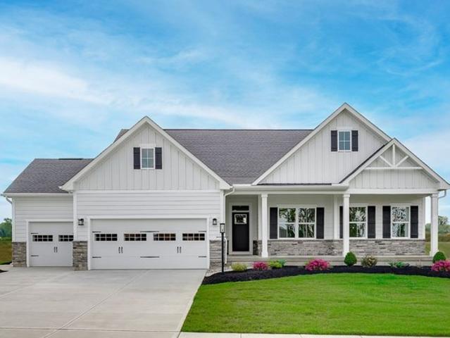 2128 Owen Cir E, Beavercreek, OH 45434