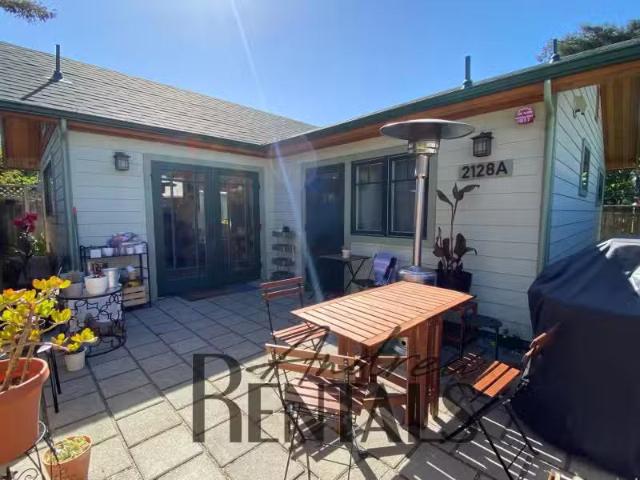 2128 Oregon St #A, Berkeley, CA 94705