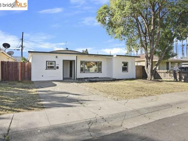 2128 Elmwood Ave, Stockton, CA 95204