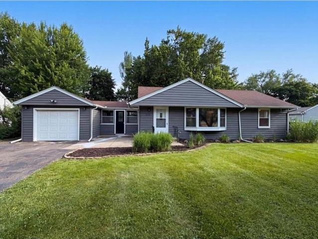 2128 Ronald Ave, White Bear Lake, MN 55110