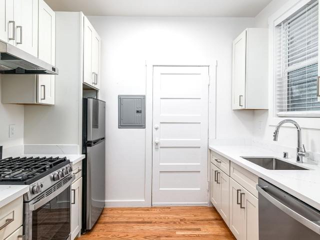 2128 Van Ness 1 Bedroom Apartment for Rent at 2128 Van Ness Ave, San Francisco, CA 94109 Nob Hill