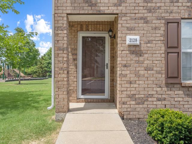 2128 Victory Gallop Ln
