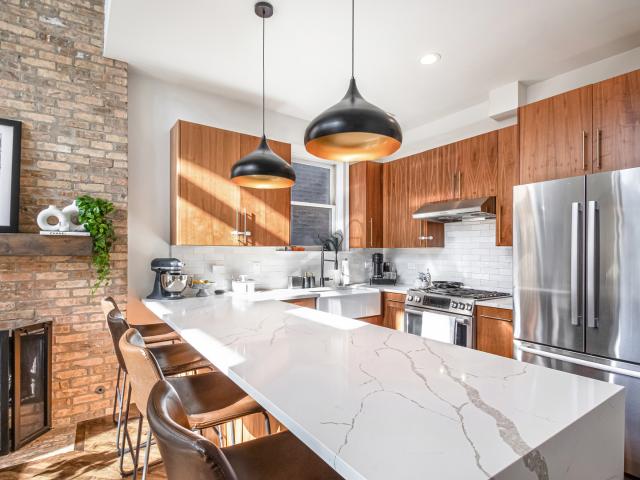 2128 W Walton St, Unit 3W, Chicago, IL 60622 | MLS #12568 | Compass