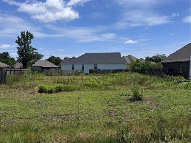 21297 Lake Maurepas Court