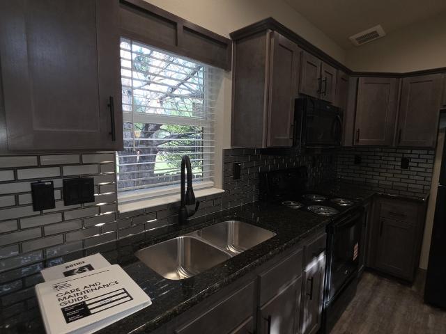 21298 ne butler market rd