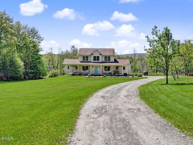 2129 Maplewood Rd, Jefferson Township, PA 18436