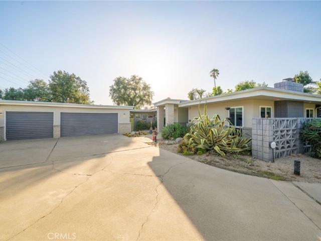 2129 N San Marcos Place