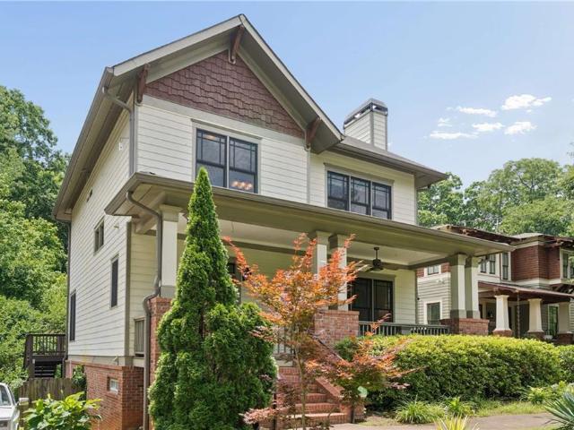 2129 Oakview Road SE