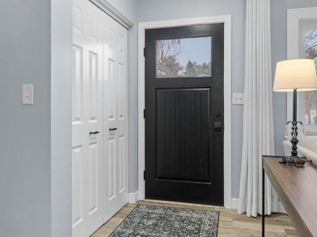 2129 Arkwright St, Maplewood, MN 55117 | MLS #7052 | Compass